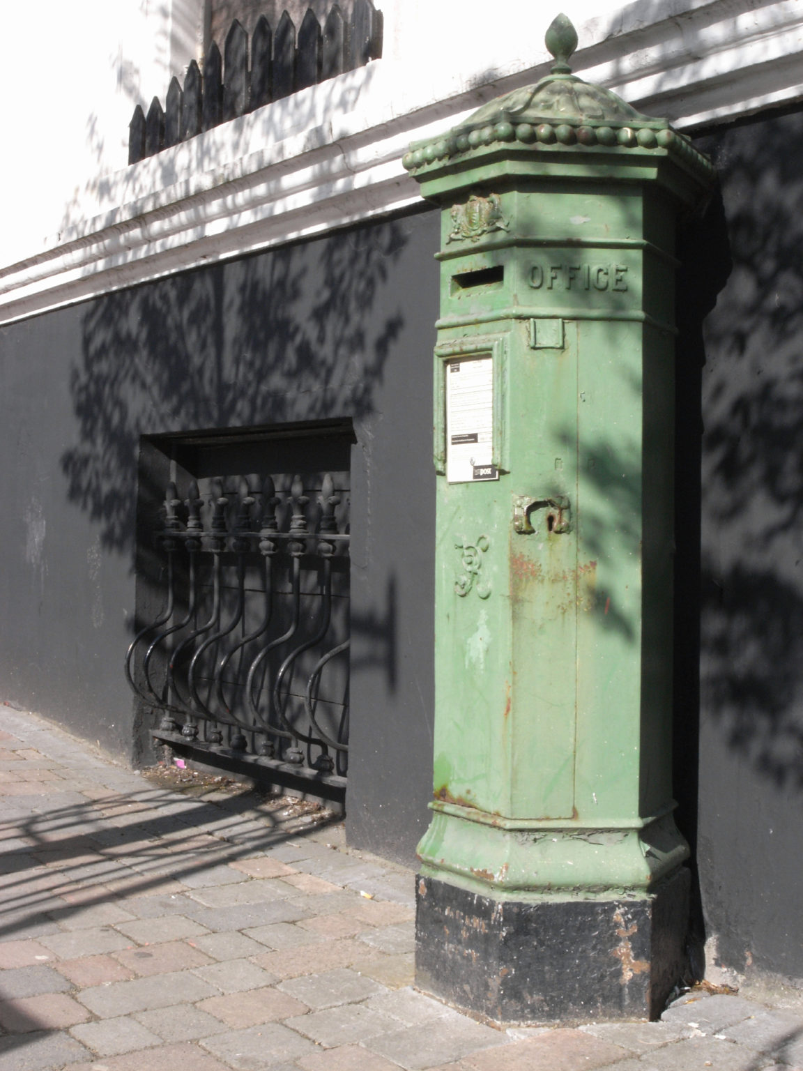 "Penfold Hexagonal" Post Box, North Street, NEW ROSS Td., New Ross ...