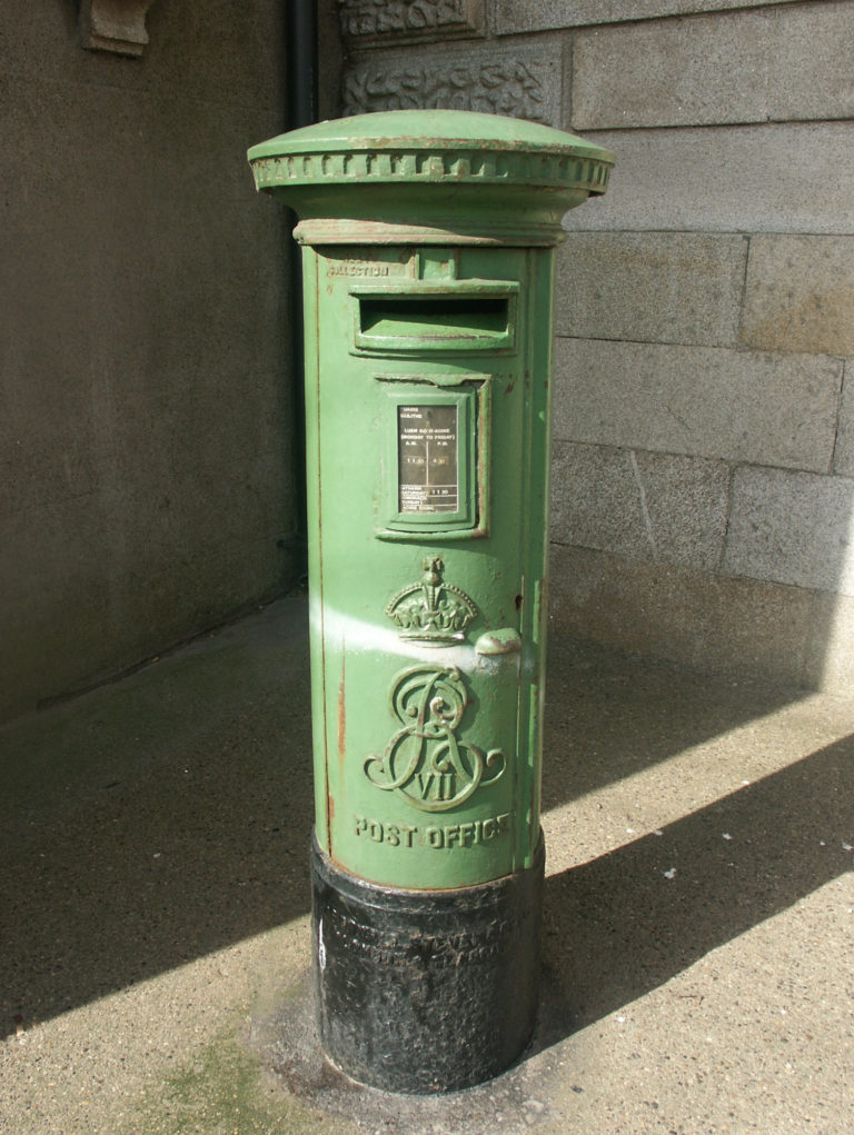 "Penfold Hexagonal" Post Box, North Street, NEW ROSS Td., New Ross ...