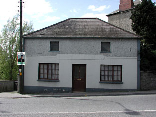 Regina House, The Square, Mill Hill, SLANE, Slane, MEATH - Buildings of ...