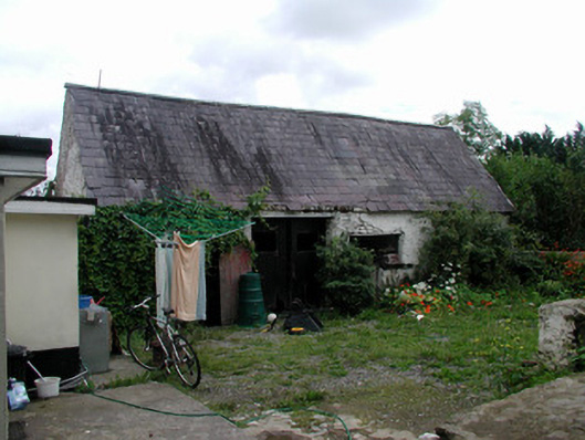 Rose Cottage, The Green, GEASHILL, Geashill, OFFALY - Buildings of Ireland