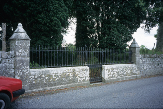 Kelly Mausoleum, RUAN COMMONS, Ruan, CLARE - Buildings of Ireland