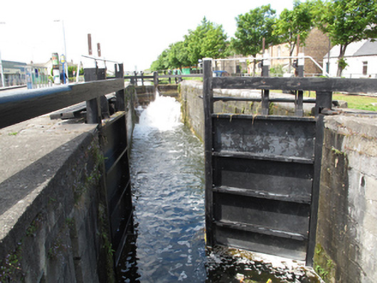 Grand Canal, Davitt Road, Goldenbridge , Dublin 8, DUBLIN - Buildings ...