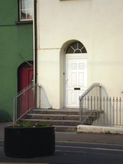 9 South Abbey, YOUGHAL-LANDS, Youghal, CORK - Buildings of Ireland