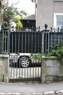 Castle Road, MAHON, Blackrock, CORK - Buildings of Ireland
