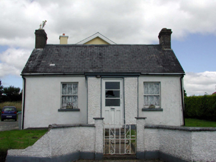 STRADBALLY MORE, Stradbally, WATERFORD - Buildings of Ireland