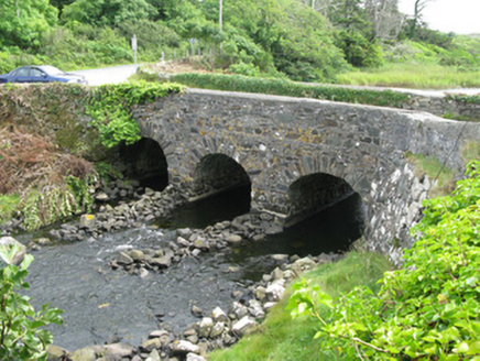Ballinaboy Bridge, ARDAGH (BALLYMOE BY), GALWAY - Buildings of Ireland