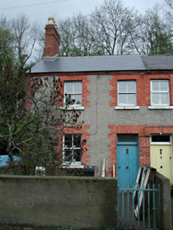 20 Weirview, LARAGHCON, Lucan, DUBLIN - Buildings of Ireland