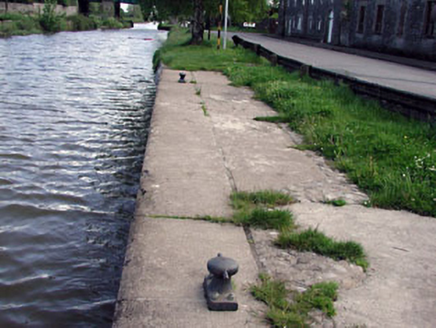 Canal Harbour, MONASTEREVIN, Monasterevin, KILDARE - Buildings of Ireland