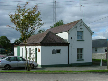 Ferbane Railway Station, GALLEN, Ferbane, OFFALY - Buildings of Ireland