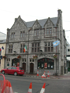 Midleton Arms Hotel, 55 Main Street, TOWNPARKS, Midleton, CORK ...