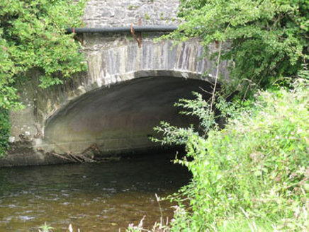Castlemore Bridge, INCHIRAHILLY, CORK - Buildings of Ireland