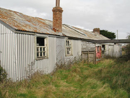 Camden Fort Meagher , CROSSHAVEN HILL, CORK - Buildings of Ireland