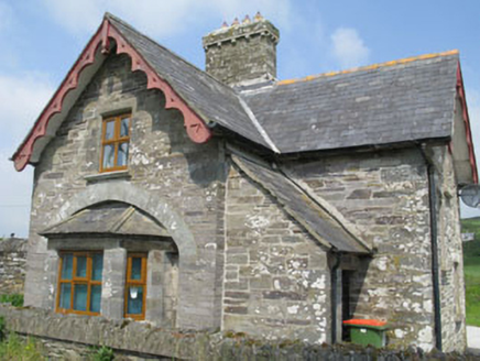 CASTLEFREKE, CORK - Buildings of Ireland