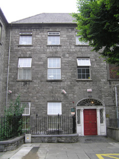 3 John's Square, Limerick, LIMERICK - Buildings of Ireland