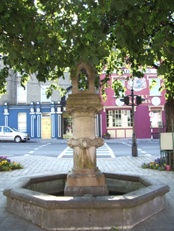Charteris Memorial Fountain, The Square, TOWNPARKS (CAHER PR), Cahir ...