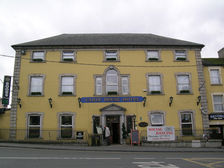 Cahir House, The Square, Saint Mary's Road, TOWNPARKS (CAHER PR), Cahir ...