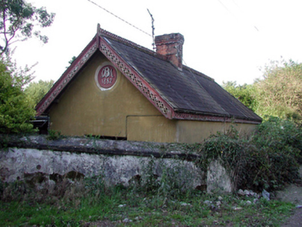 Mocollop Castle, MOCOLLOP, WATERFORD - Buildings of Ireland