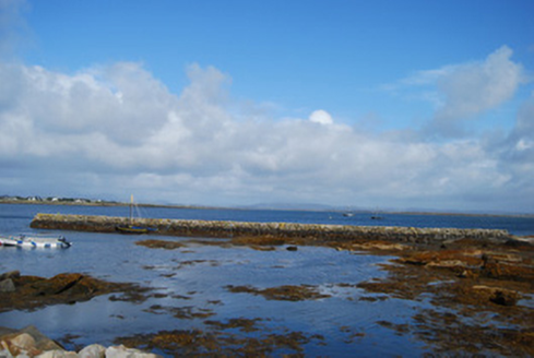 TEERANEA (ROSS BY), Garmna [Gorumna Island], GALWAY - Buildings of Ireland