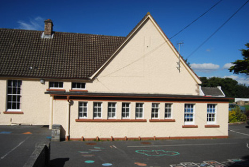 Scoil Mhic Dara, BARRADERRY, An Cheathrú Rua, GALWAY - Buildings of Ireland