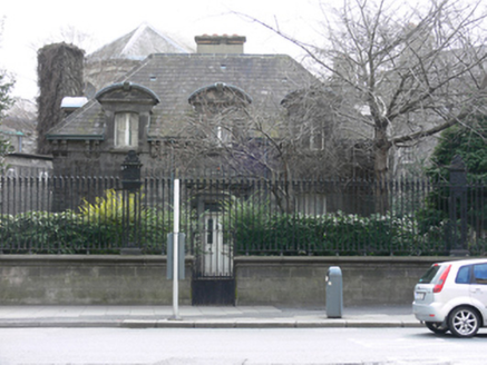 Steward's House , Trinity College, Dublin 2, DUBLIN - Buildings of Ireland