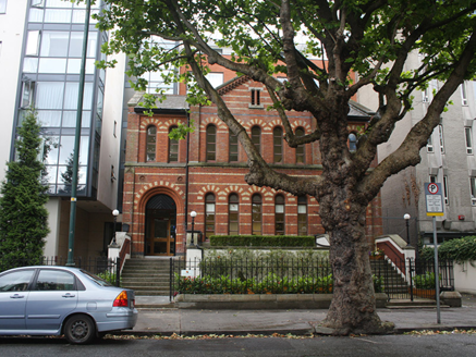 Communications Clinic, 36 Adelaide Road, Dublin 2, DUBLIN - Buildings ...