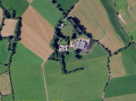 Moneenallo, Moneen - Buildings of Ireland